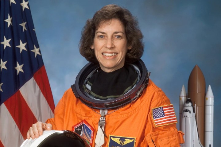 Ellen Ochoa First Latin Woman to be Inducted into the Astronaut Hall of ...